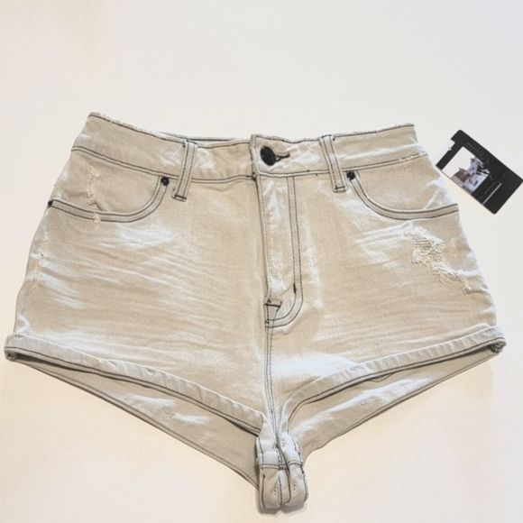 BDG | Shorts | Newbdg Urban Outfitters Super High Rise Short White Out ...